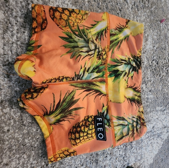 Fleo | Shorts | Og Pineapple Fleo | Poshmark